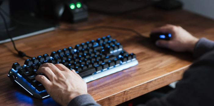 Fix Keyboard backlight not working Windows 11